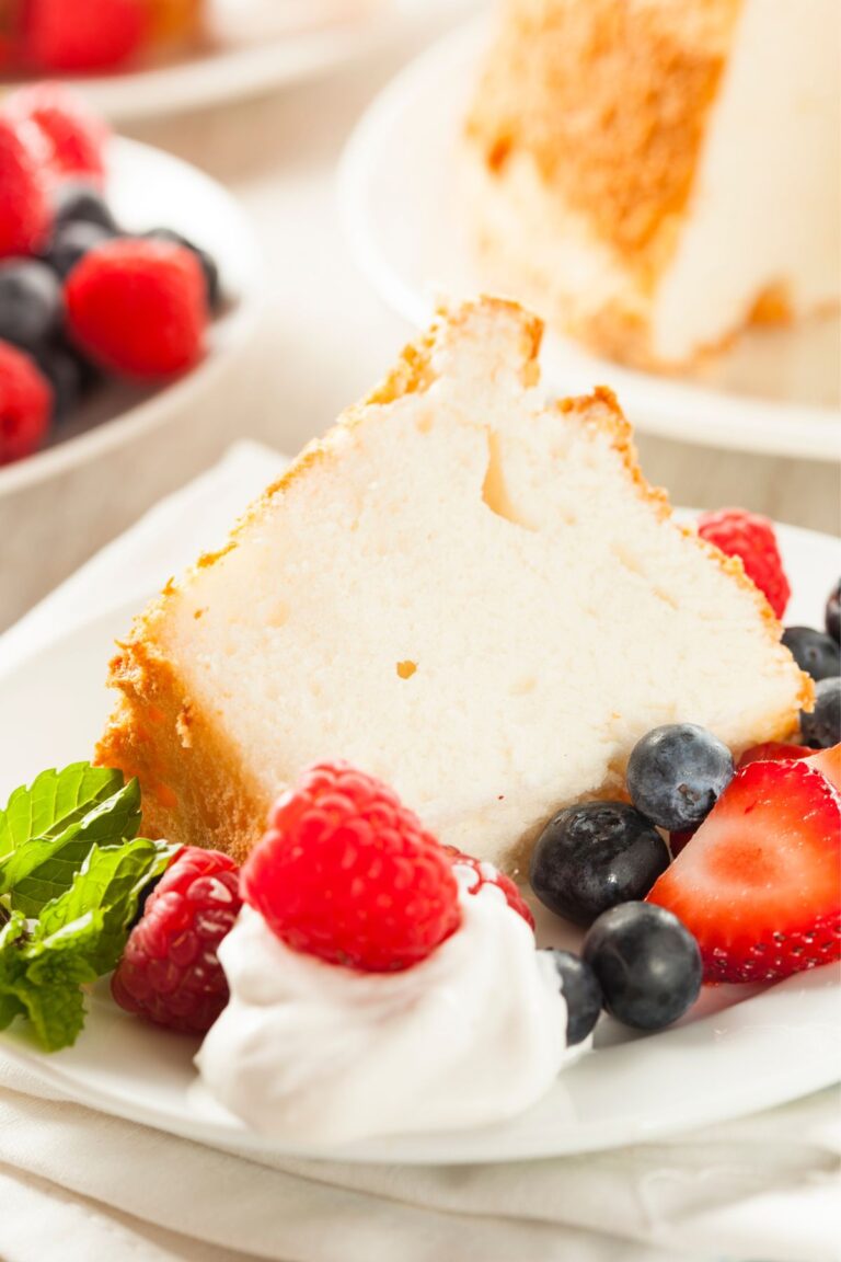 Angel Food Cake vs Pound Cake - The Domestic Spoon