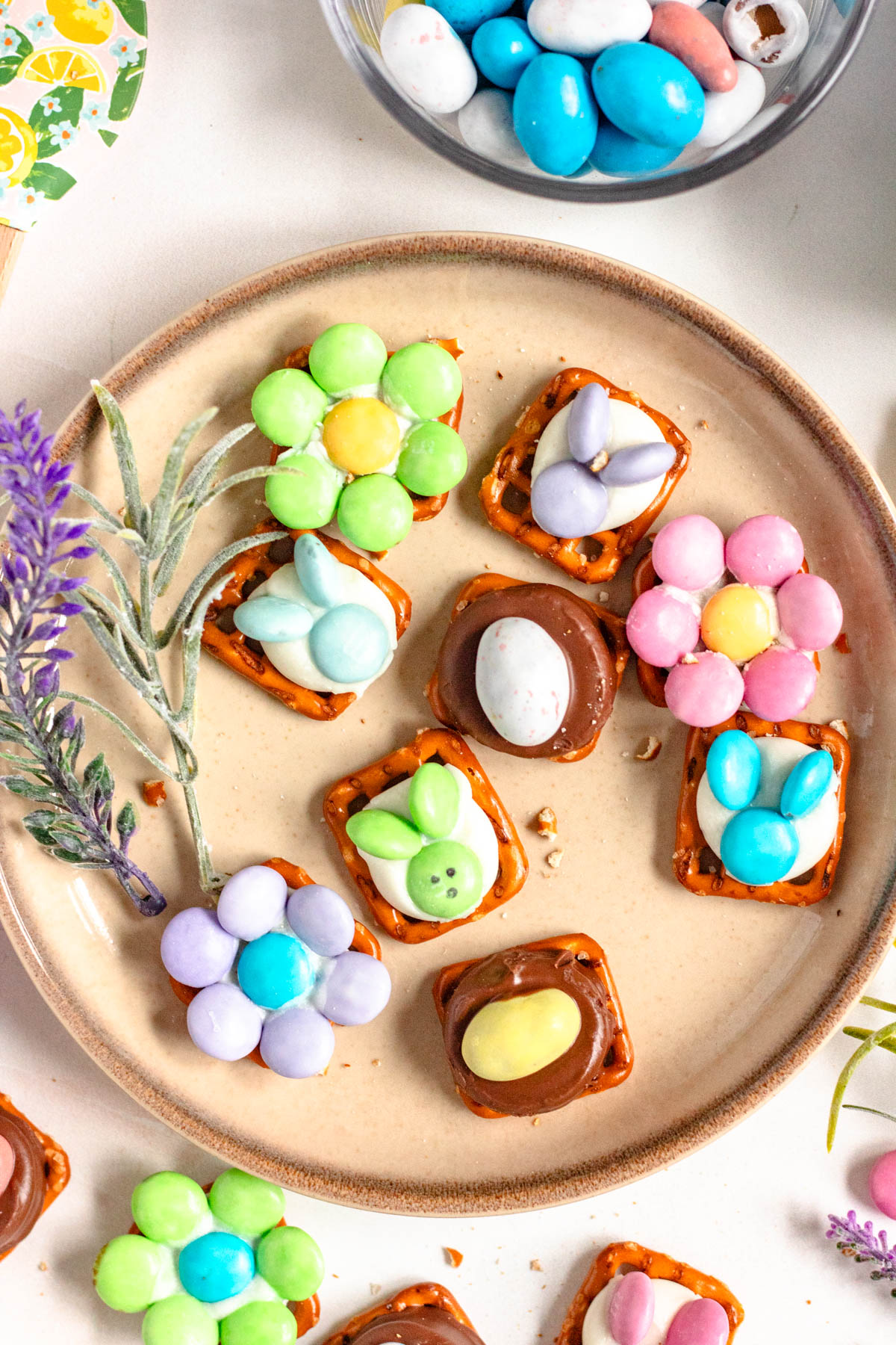 Easter Pretzels - Flowers, Bunnies, and Egg Nests!