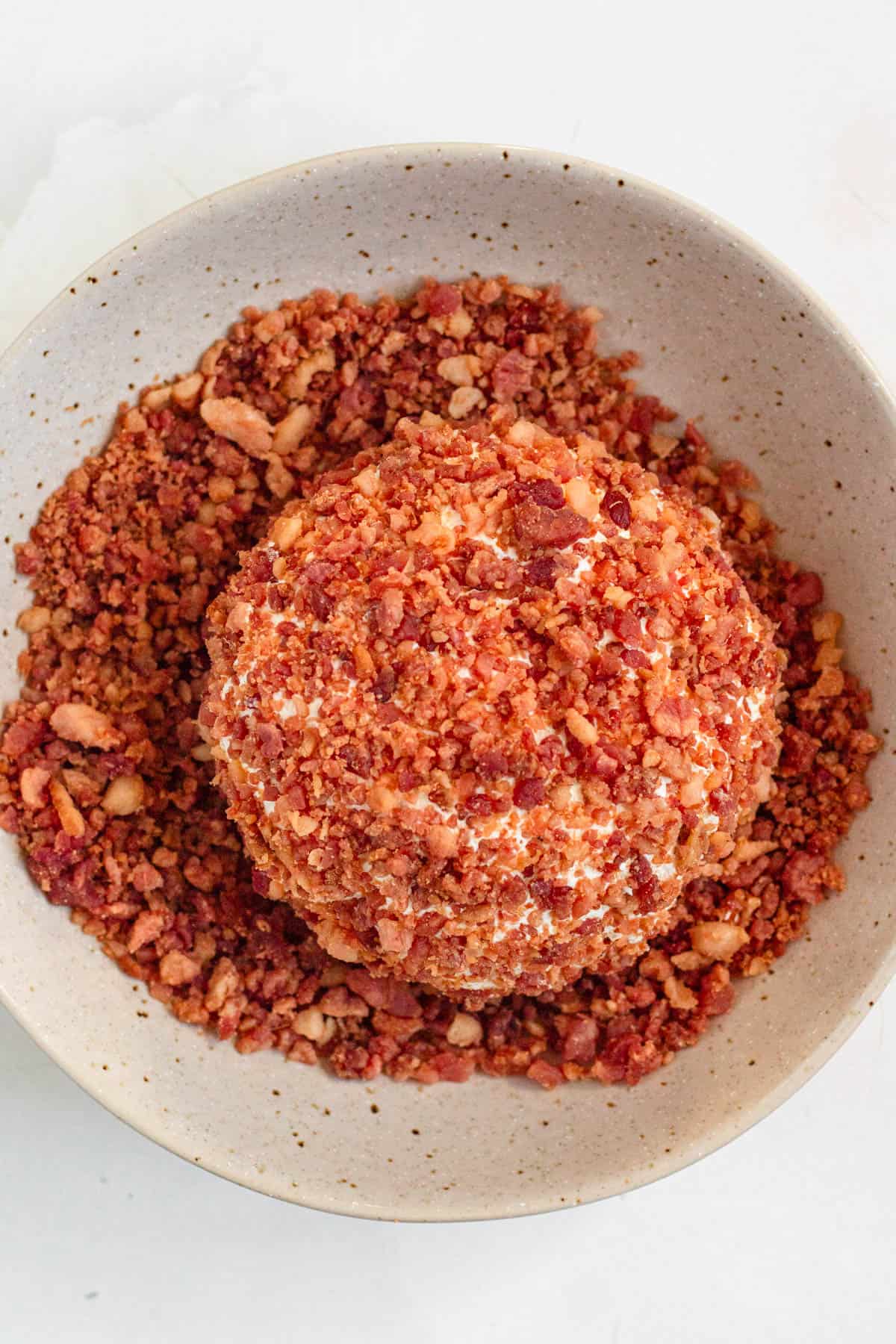 3 Ingredient Cheese Ball with Bacon - The Domestic Spoon