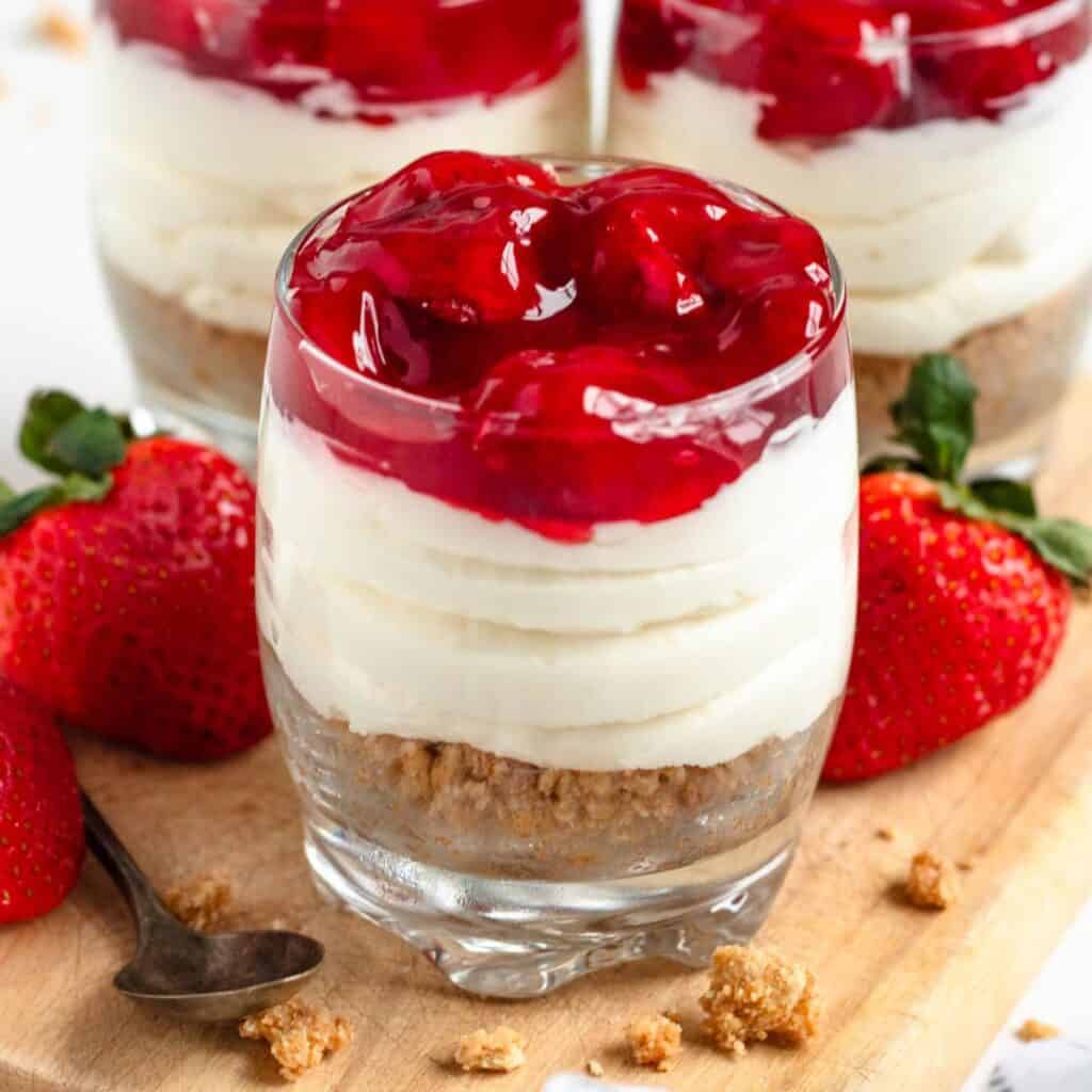 No Bake Cheesecake Cups (so easy!!) - The Domestic Spoon